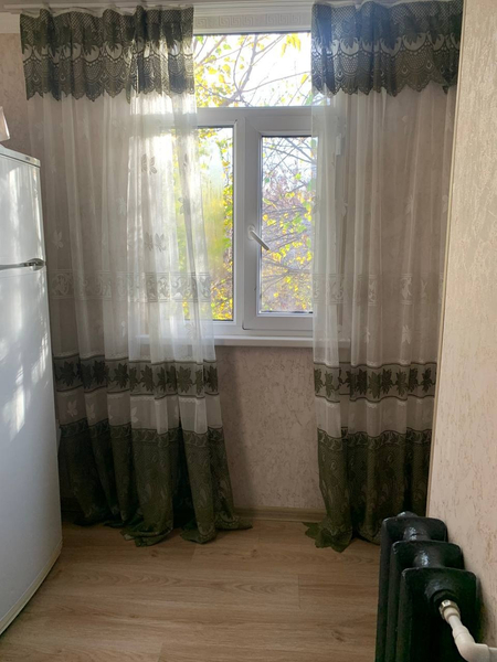 ЦУМ Ц -7.Метро Космонавтов 1/3/3