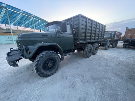 Zil 131 sotiladi