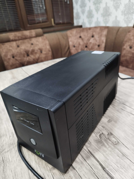 Источник бесперебойного питания  UPS  iON