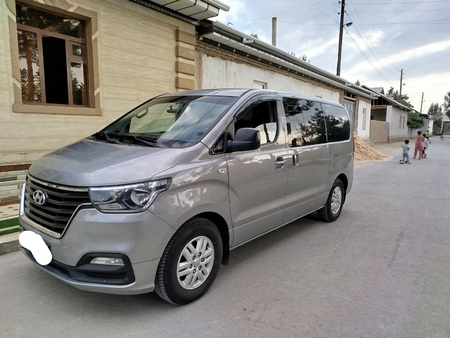 Hyundai Starex H-1