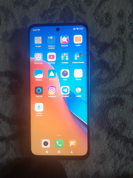 Redmi 12 8/256 srochna sotiladi