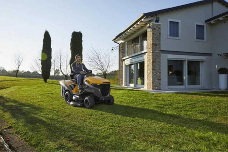 Садовый трактор STIGA Estate 7122W газонокосилка