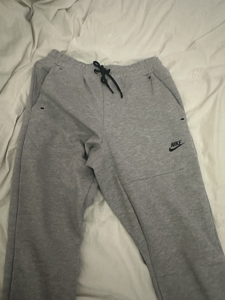 Nike tech fleece