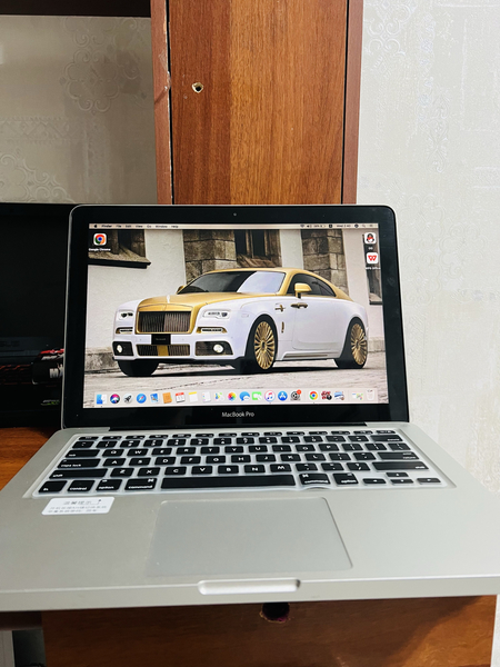MacBook Pro || 5 tasi birda