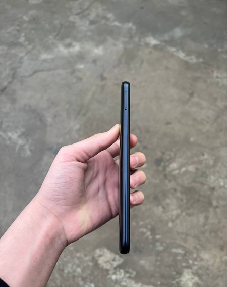 Telefon Redmi 7 kelishiladi 64gb ideal