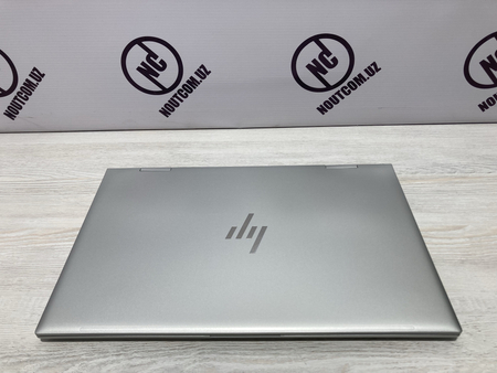 Yengide Hp Envy x360 i5-1240P 8/512