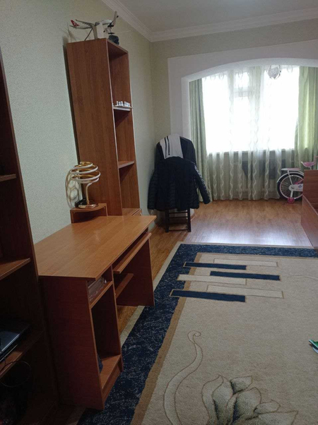 (К122987) Продается 3-х комнатная квартира в Яккасарайском районе.