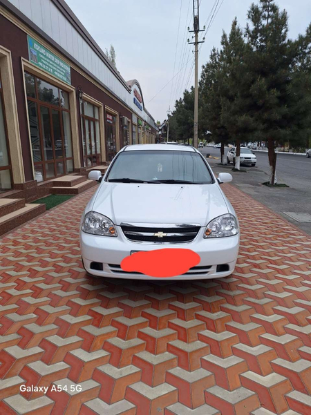 Lacetti sotiladi Ласетти сотилади