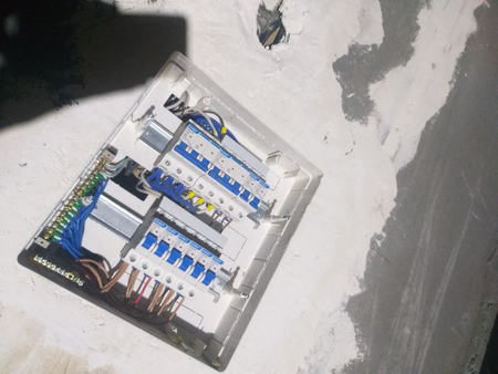 Uy va ofis uchun electrik xizmati