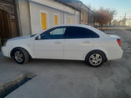 Ласетти 2 йили2009