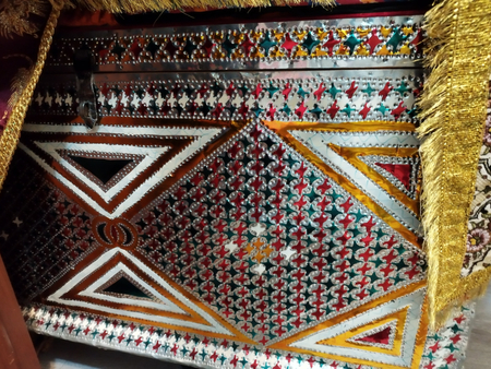 2 ta Sanduq sotiladi