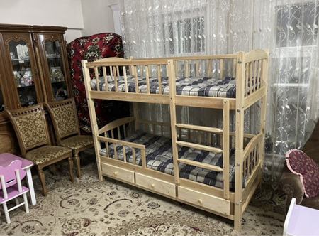 Kravat lesvinitsya yogochdan tayori bor