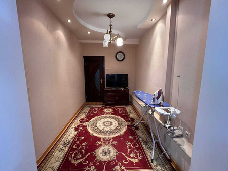 Ойбек 4/3/4, С ремонтом, 90м2,  метро Ойбек, Чехов, Гостиница России