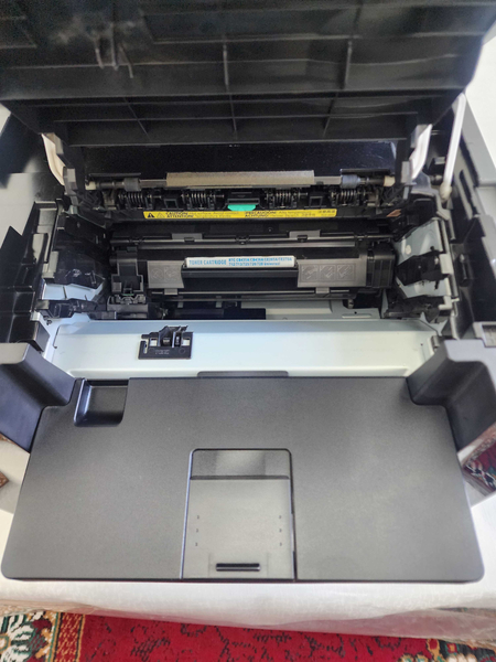 Canon MF 4410 Oqqora 3/1 Printer Tiniq Kam ishlagan 1 oy Garantya
