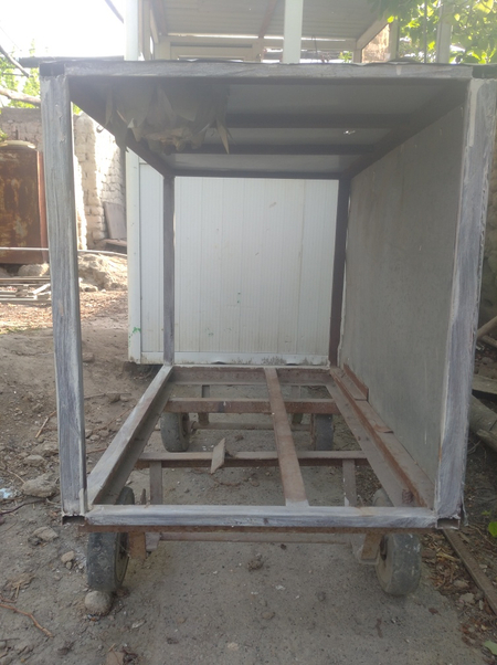 Газировка тележкаси