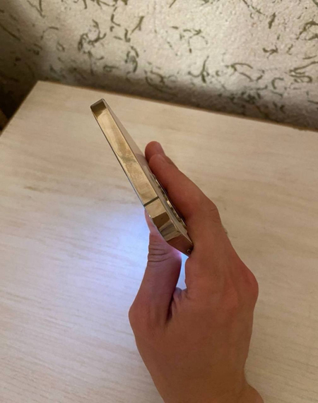 Iphone 12 pro  gold