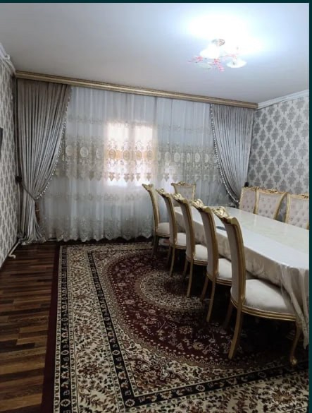 Бабура улица .Т. Рядом Рувд + не торцевая и отдельный вход