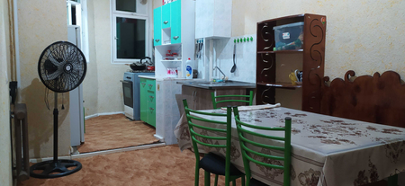 3 комнатная квартира зади Паркентского рынка