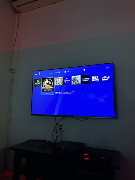 Playstation komplekt sotiladi