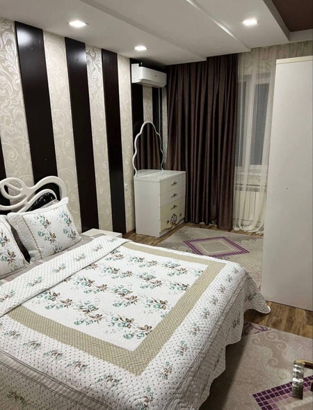 ПРОДАЕТСЯ 2/5/9
на улице Моштабиб
ор: кафе Эфенди
(Мирабадский район)