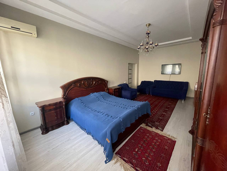 Срочно! Продажа. 5 ком, 4 сот. 2 станция метро.
