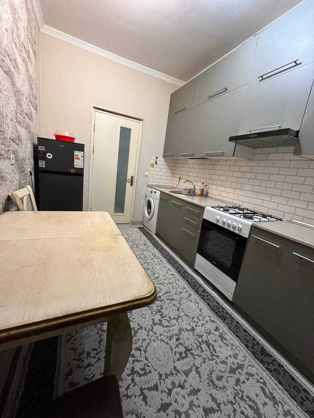Иккихонали квартира ижарага берилади.