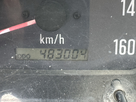 Isuzu 5Tn holati yahshi 2010 yil