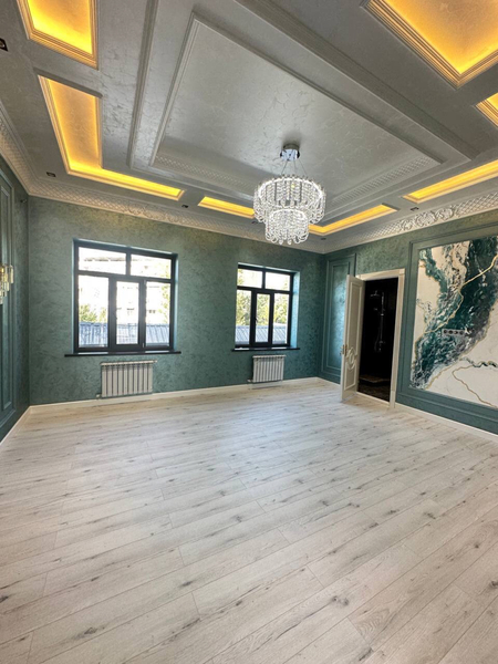 Продается Евро дом Ор-р: Домбрабад 450м2