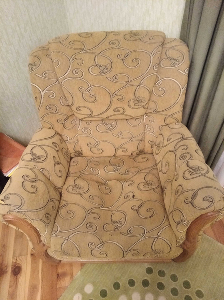 Кресла, 2 штуки.
