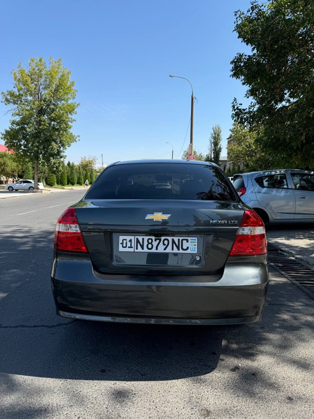 Nexia 3  2020yil avtomat Gazi bor toza
