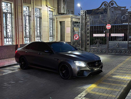 Mercedes Benz E klass AMG 63 Ramon Performance