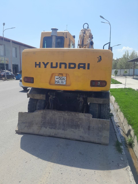 Экскаватор Hyundai 1400W-7