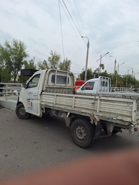 Changan 98\\nRangi oq\\nKraska toza\\nPrabeg 80000\\nMator xodovoy zor \\nTenti