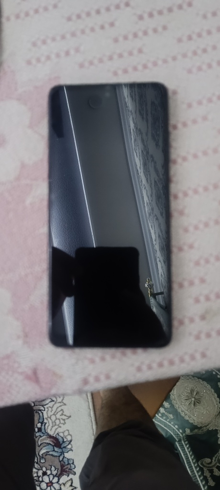 Poco x3. 64 gb xotira. Xolati yahshi