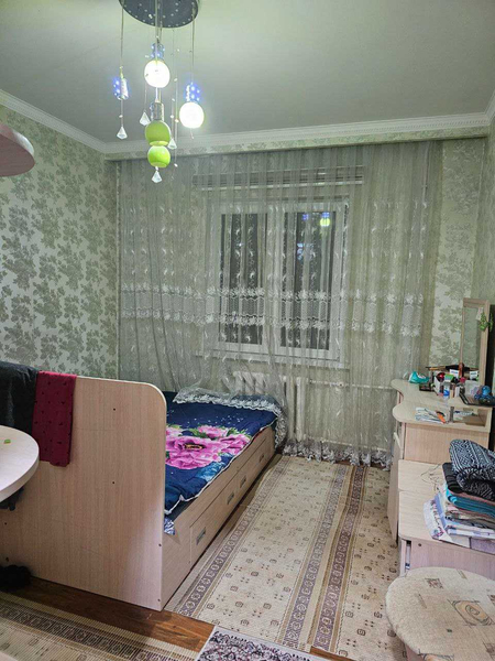 Срочно Продаю 3/3/5 кв на карасу-1