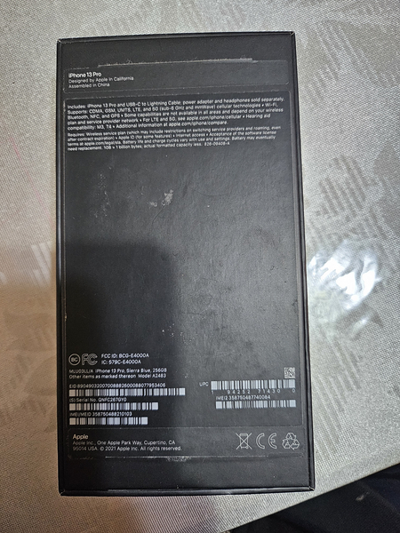 Продаётся айфон 13 pro 256 GB blue