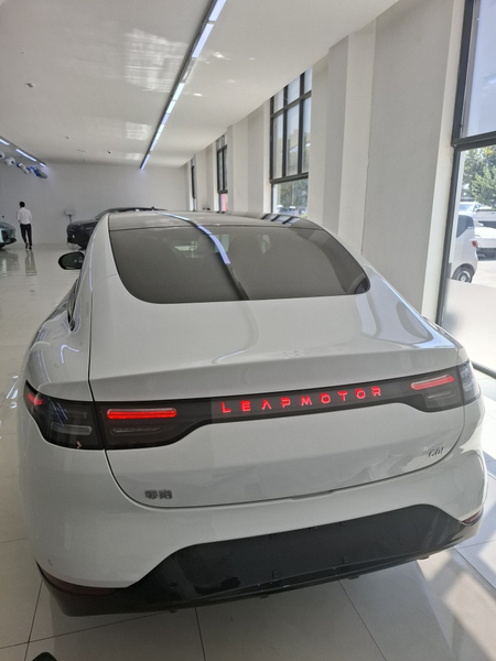 Leapmotor * C 01 * 525-km+Dop Opsiya Full * Elektracar * 2024