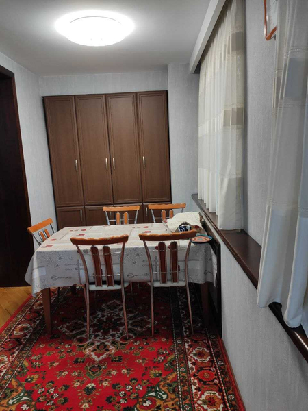 (К124085) Продается 3-х комнатная квартира в Мирабадском районе.