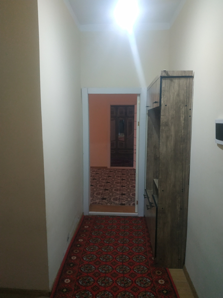 3 хонали квартира ижарага берилади 250$