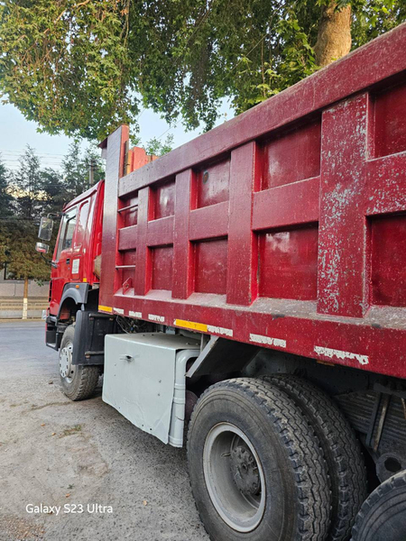 Самосвал Howo sinotruk 2016 йил