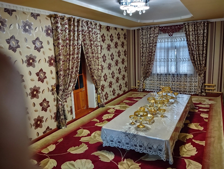Продается недвижимость, 2 этажка