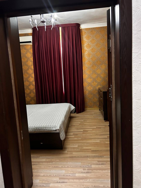 Паркентский, Риезий, 3/2/2, чистая, 75м2, хорошая инвестиция.