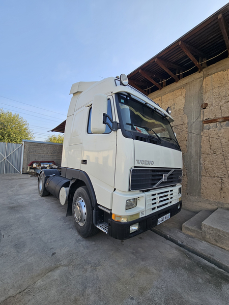 Volvo euro 2 sotiladi