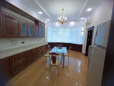 Алмазарский рй Себзар 2-ком 65 м2 этаж 6/8 {ЖС:009}