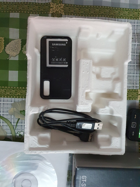 Samsung GT-S5230 Get in TOUCH