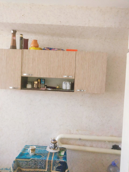 Срочно 1 хонали квартира Сотилади