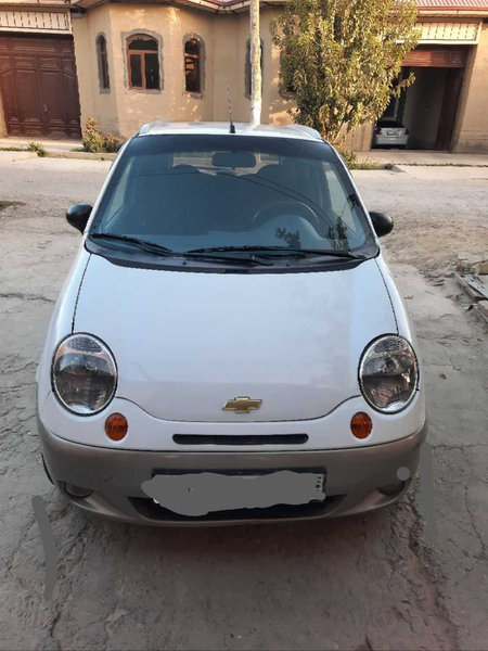 Matiz best 2010, metani bor, srochna sotiladi.