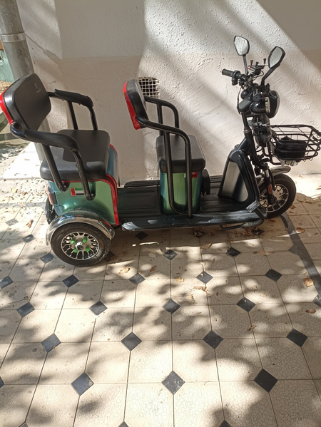 продам  трицикл срочно