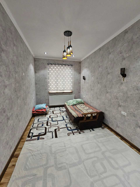 2 xonali 65m² 3-qavat uy sotiladi