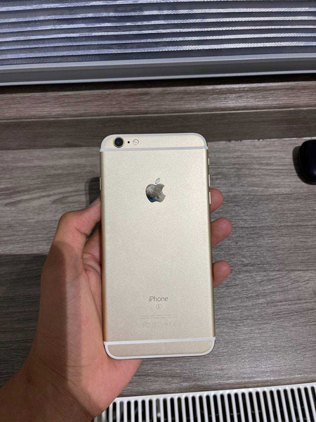 Iphone 6s Plus Sotiladi